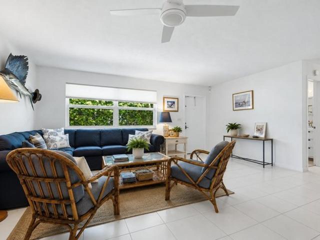 354 Edmor Rd, West Palm Beach, FL 33405