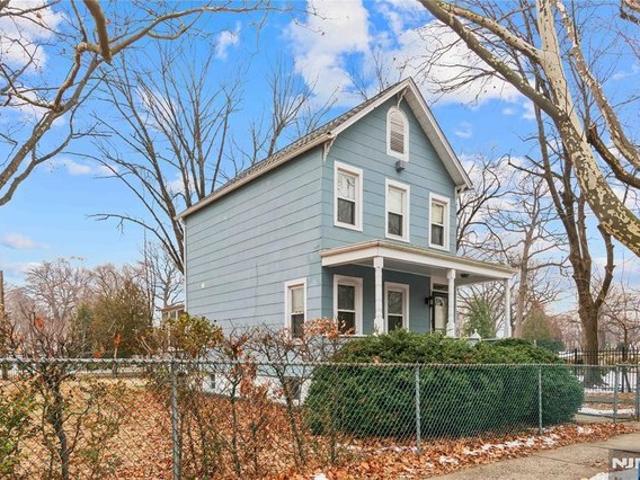 354 Hayward St, City of Orange Township, NJ 07050