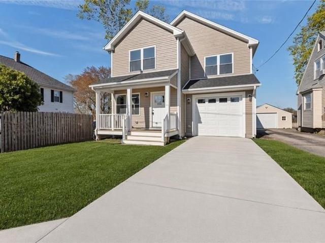 354 Jastram St, Providence, RI 02908