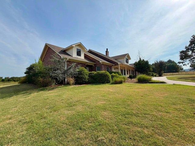 354 Old McIntire Ln, Mountain View, AR 72560