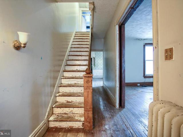 354 Locust Street