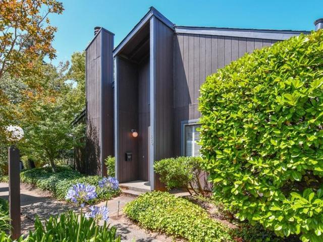 354 Los Alamos Rd, Santa Rosa, CA 95409