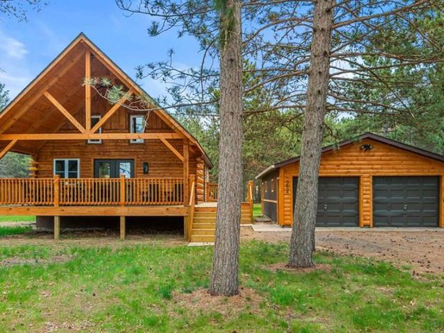 354 Leeds Ct, Nekoosa, WI 54457
