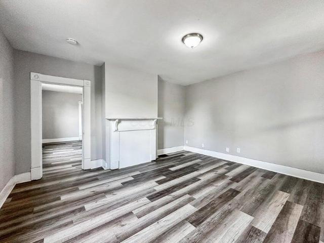 354 S Ogden Avenue