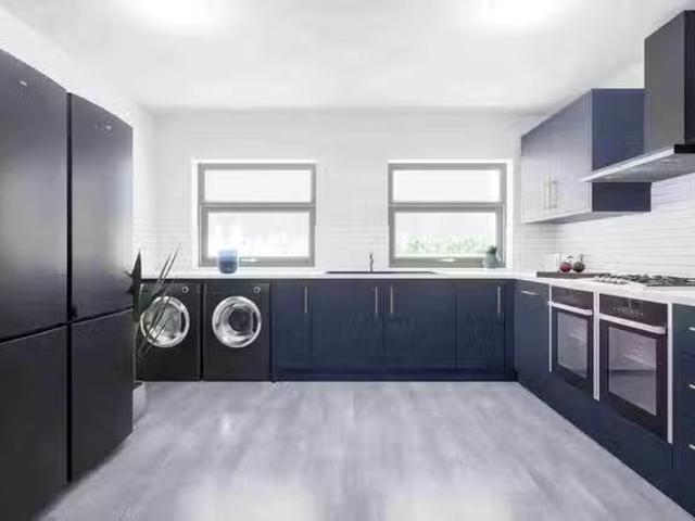 354 Scotland Road Flat B, L5 6 Beds 6 Baths