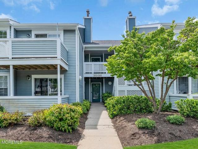 354 Sequoia Ct, Howell, NJ 07731