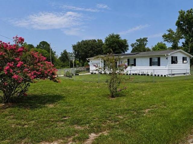 354 Park Dr, Deland, FL 32724