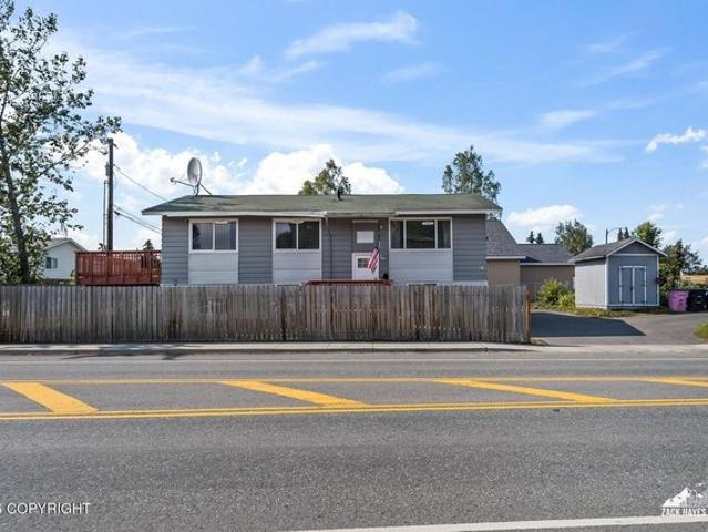 354 Pine St, Anchorage, AK 99508