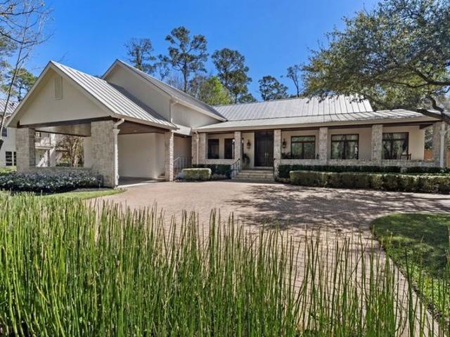 354 Piney Point Rd, Houston, TX 77024
