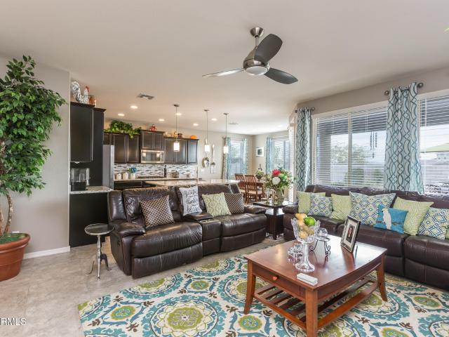 35549 n bandolier drive