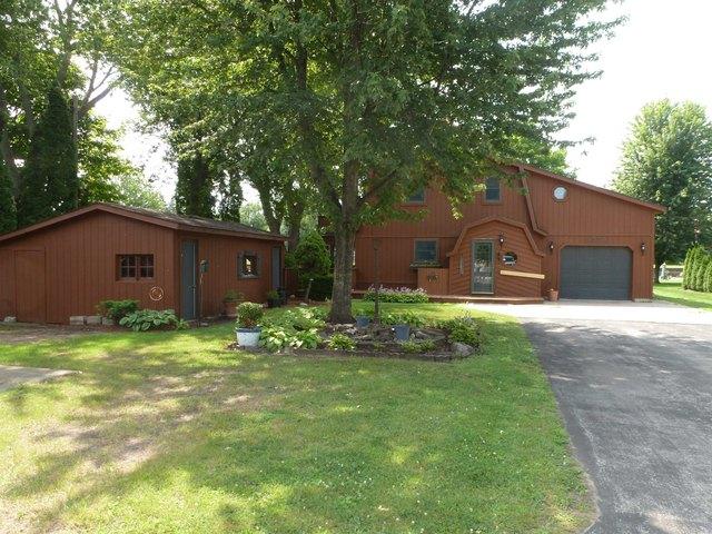3554 Miller Rd, Bay City, MI 48706
