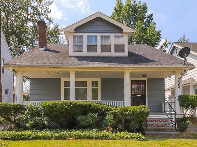 3554 Raymont Blvd, University Heights, OH 44118