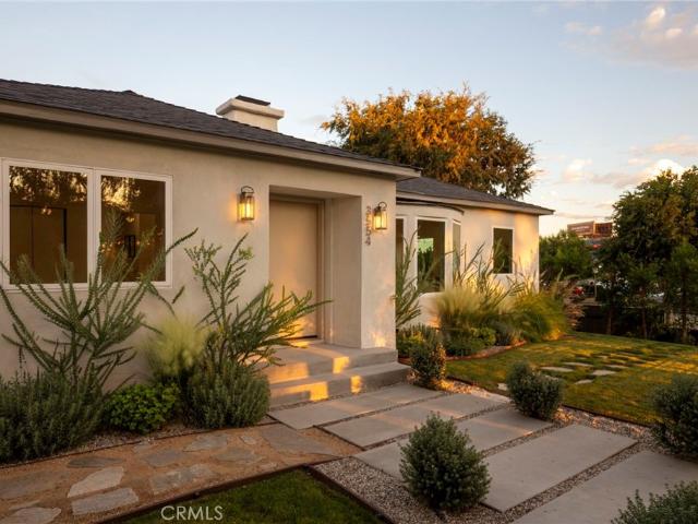 3554 S Sycamore