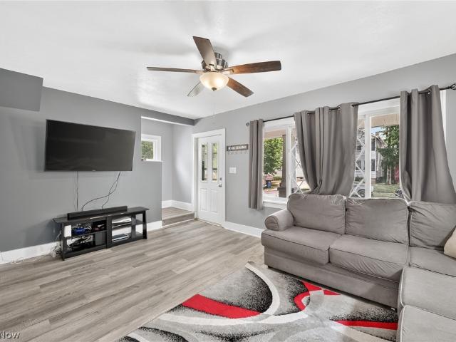 3554 W 129th Street