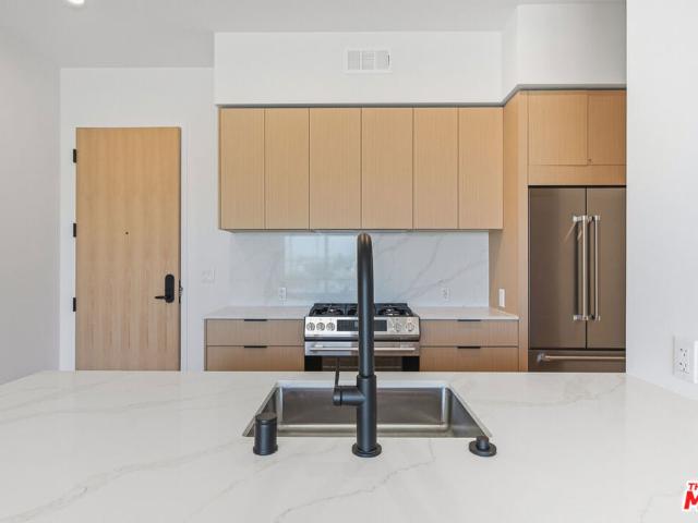 3555 Overland Avenue 610