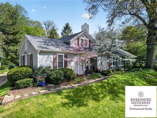 3555 Birch Tree Path, Cleveland Heights, OH 44121