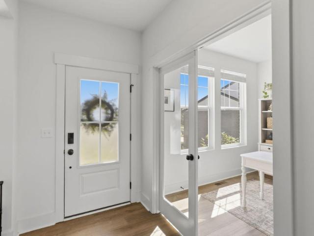 3555 Capel Court
