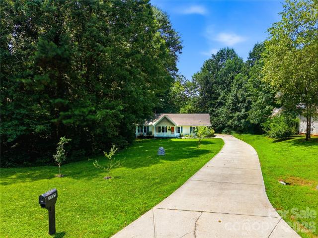 3555 Lake Bluff Drive