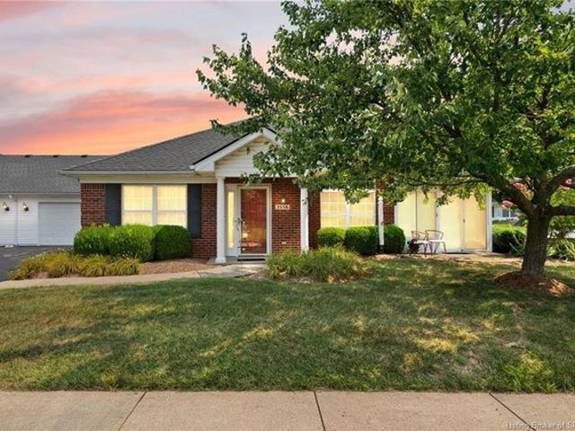 3556 Stonecreek Cir, Jeffersonville, IN 47130