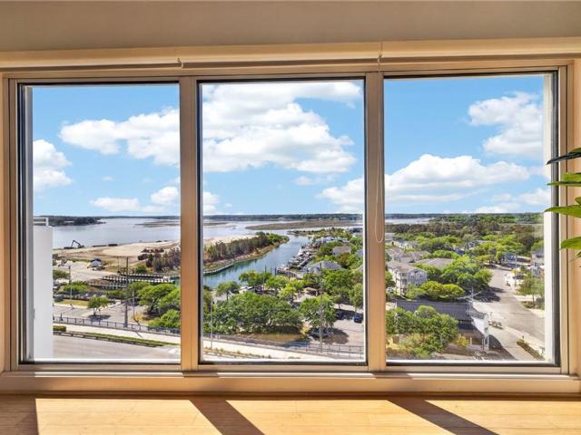 3556 Shore DR # 1005