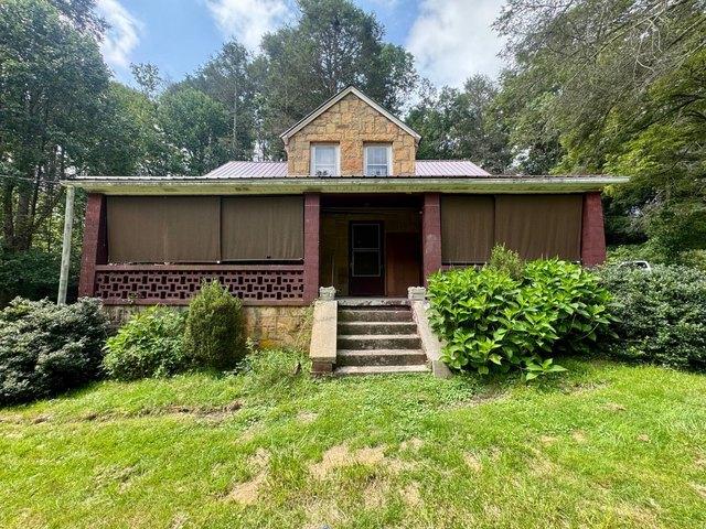 3557 Matoaka Rd, Rock, WV 24747