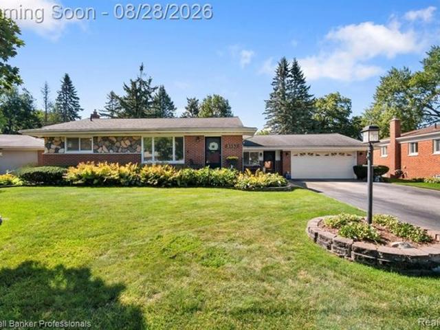 3557 Baybrook Dr, Waterford Township, MI 48329