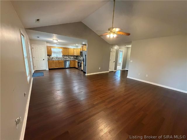 3557 Peach Tree Street