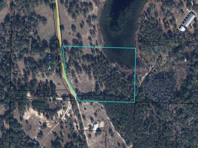 3557 Twin Pond Rd, Vernon, FL 32462