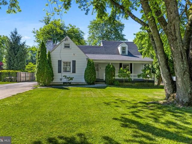 3558 Sawmill Rd, Newtown Square, PA 19073