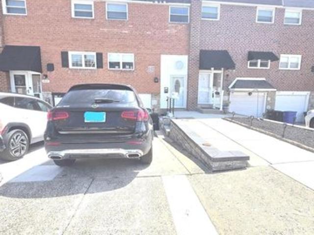 3559 Nottingham Ln, Philadelphia, PA 19114
