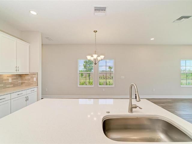 35509 Stableton Ln, Zephyrhills, FL 33541 | MLS #TB8470