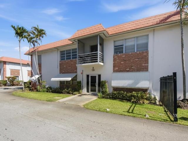 3550 NW 8th Ave Apt 812, Pompano Beach, FL 33064