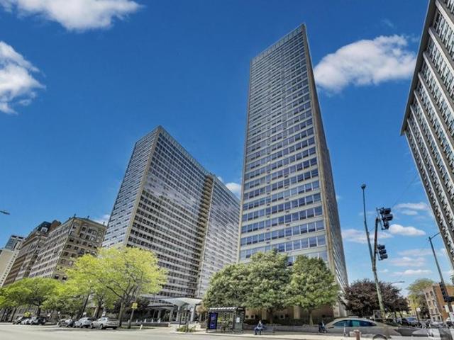 3550 N Lake Shore Dr Apt 228, Chicago, IL 60657