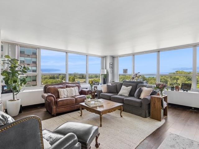 3550 N Lake Shore Drive # 716