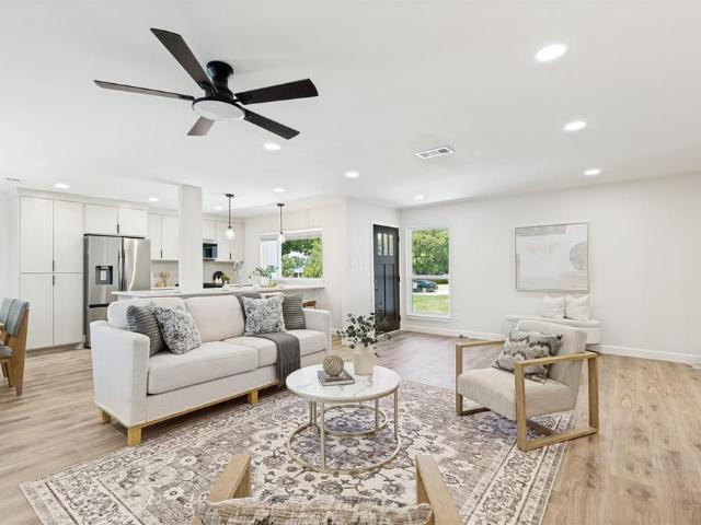 3550 Ridgeoak Way