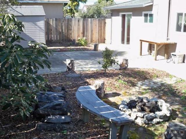$3550 / 4br Newly Renovated Family 4/2 Home