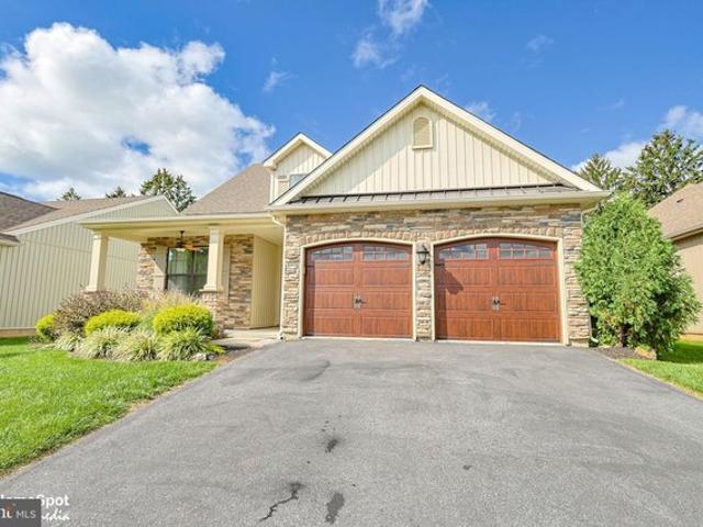 3551 Daylily Dr, Emmaus, PA 18049