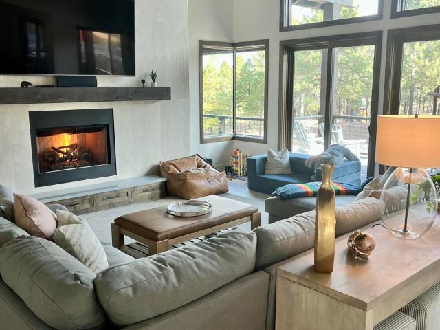 3551 S Clubhouse Circle