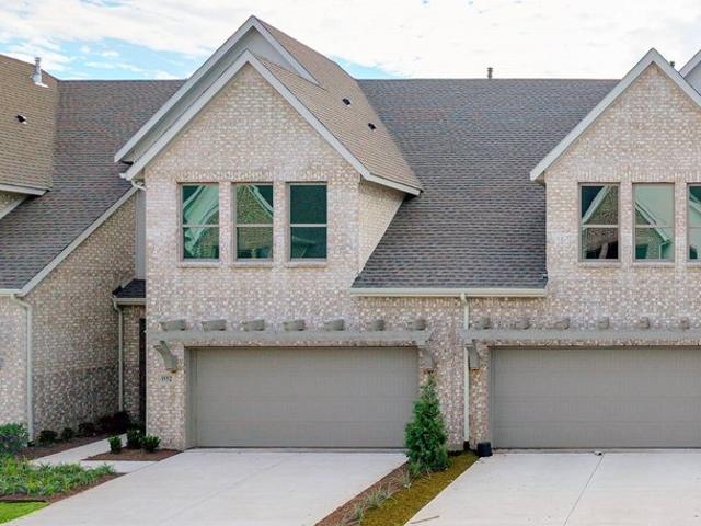 3552 Pierce Ln, Grand Prairie, TX 75052