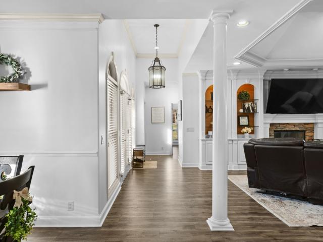 3552 Tolbert Dr