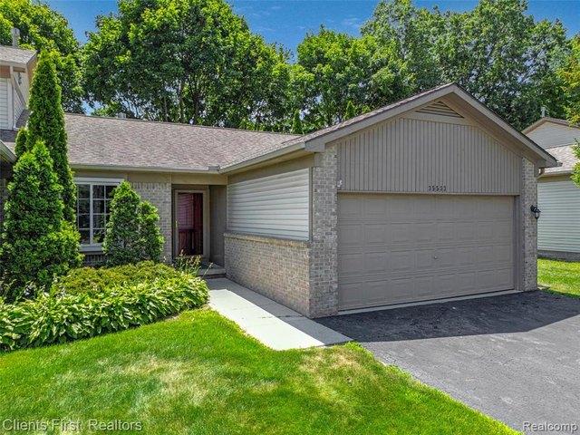 35533 Dove Trl Unit 24, Westland, MI 48185