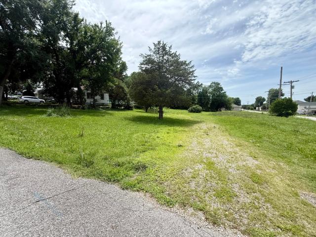 355&357 Roberts Drive