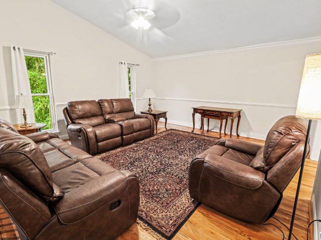 355 Comanche Street