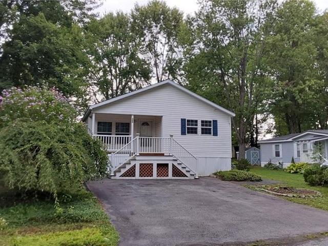 355 Aspen Dr, Utica, NY 13502