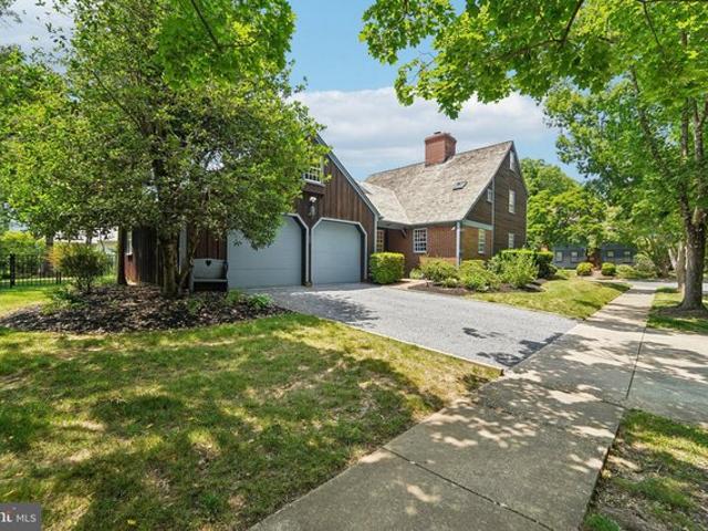 355 Broadview Ln, Annapolis, MD 21401