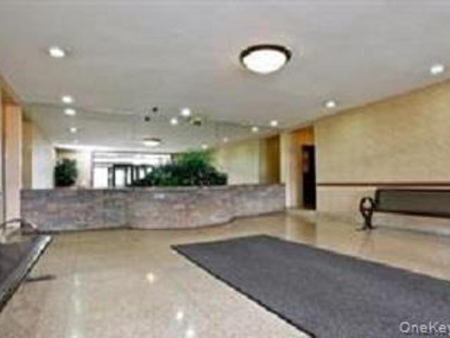 355 Bronx River Road 6I