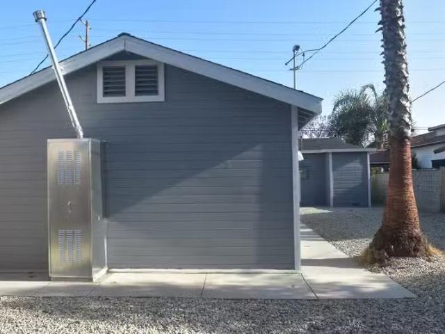 355 E 91st St, Unit 355.5 Houses in Los Angeles, CA