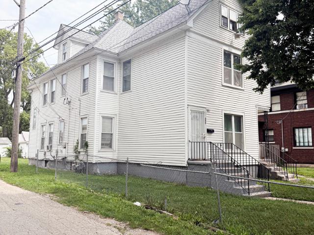 355 E Bourbonnais Street