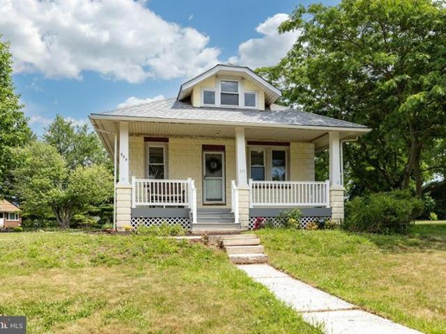 355 E Linfield Trappe Rd, Royersford, PA 19468