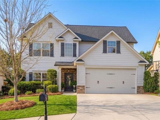 355 Fieldstone Ln, Dallas, GA 30132